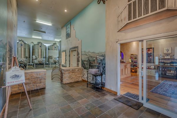 TWO RIVERS WINERY & CHATEAU - Updated April 2026 - 79 Photos & 81 ...