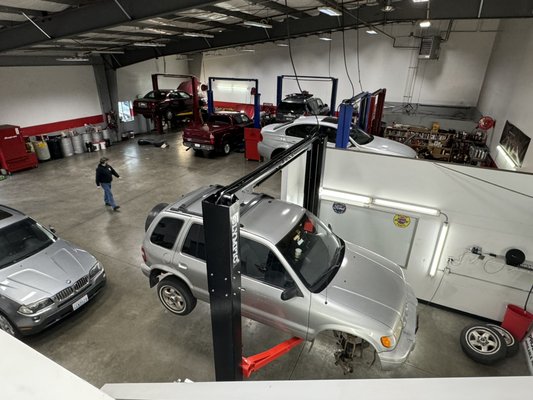 PRECISION AUTO WORKS - Updated December 2025 - 27 Photos & 35 Reviews ...