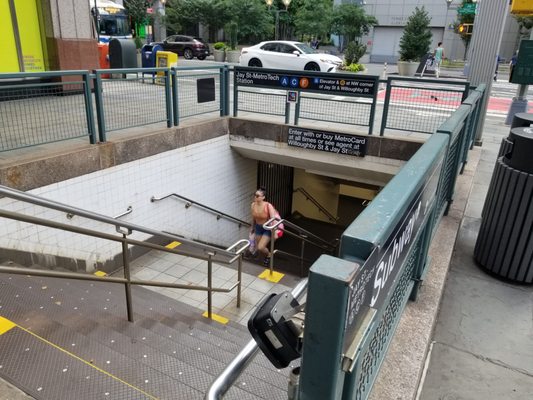 MTA - JAY STREET - METROTECH - Updated April 2026 - 120 Photos & 17 ...