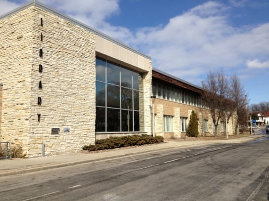 WAUWATOSA PUBLIC LIBRARY - Updated September 2025 - 16 Photos & 26 ...