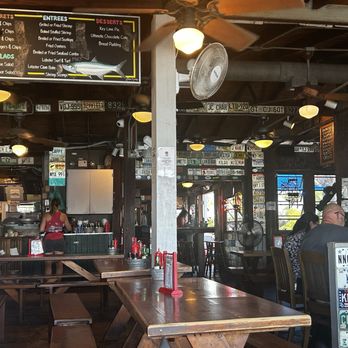 HALF SHELL RAW BAR - Updated August 2024 - 1251 Photos & 1000 Reviews ...