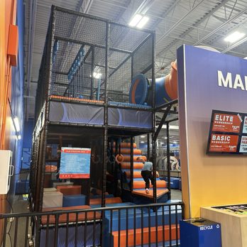 SKY ZONE TRAMPOLINE PARK - Updated December 2025 - 16 Photos & 12 ...