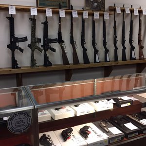 RANGE USA - Updated June 2026 - 6035 Canal Rd, Valley View, Ohio - Gun ...
