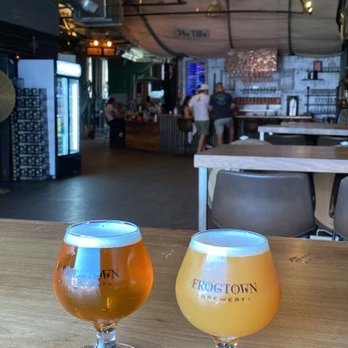 FROGTOWN BREWERY - Updated May 2024 - 442 Photos & 196 Reviews - 2931 ...