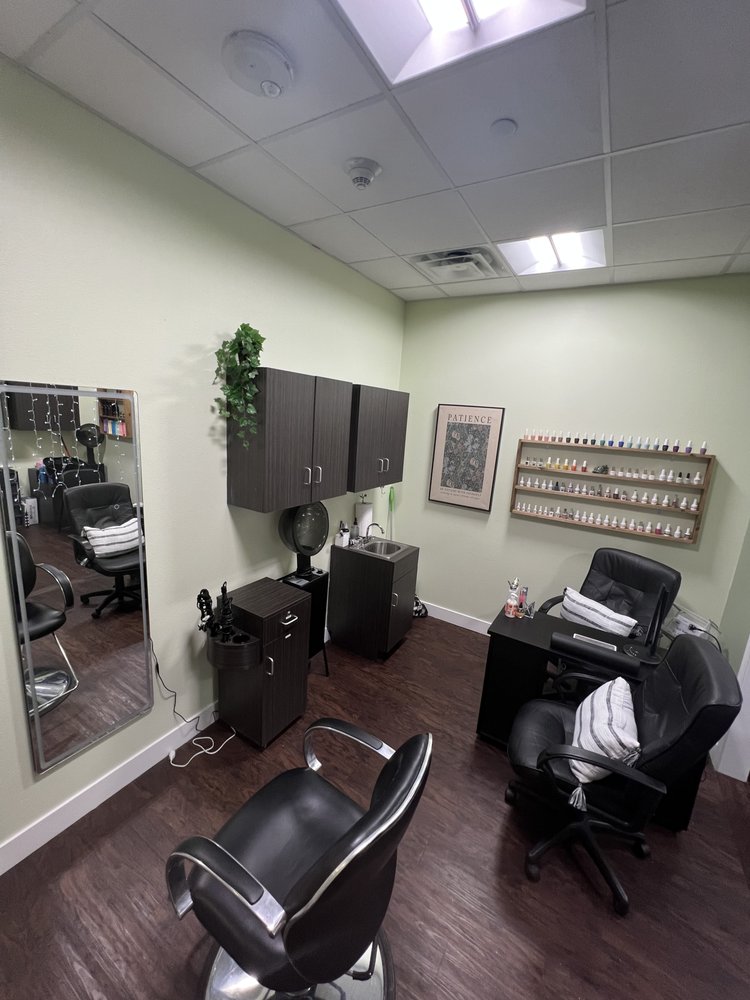 Nail Salons - FLORA ELISE SALON - 8401 W Bowles Ave, Lakewood, Colorado ...