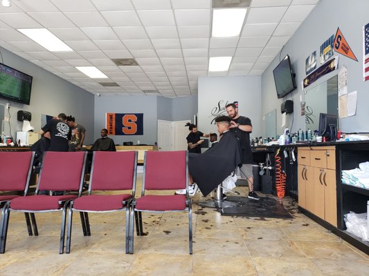 SAL’S BARBER SHOP - Updated August 2025 - 12 Photos & 21 Reviews - 7025 ...
