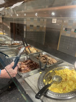 SPRING RIVER BUFFET - Updated December 2025 - 16 Photos & 33 Reviews ...