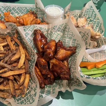 WINGSTOP - Updated January 2026 - 70 Photos & 32 Reviews - 19372 Ronald ...