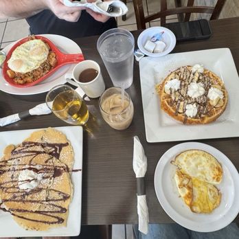 CHLOE’S CAFE - Updated December 2025 - 80 Photos - 2920 Taylor Ave ...