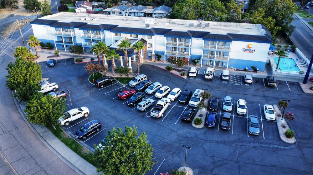 COMFORT SUITES RED BLUFF NEAR I-5 - Updated December 2025 - 62 Photos ...