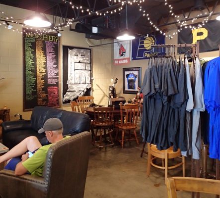 BIER BREWERY AND TAP ROOM - 138 Photos & 147 Reviews - 5133 E 65th St ...