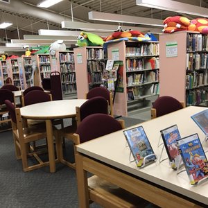 HUNTINGDON VALLEY LIBRARY - Updated April 2025 - 625 Red Lion Rd ...