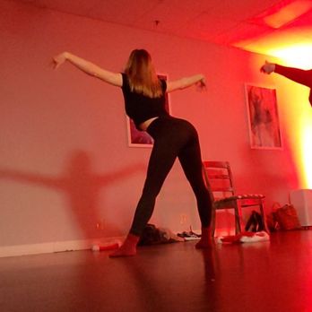 THE STUDIO IN ISSAQUAH - Updated December 2025 - 36 Photos & 32 Reviews ...