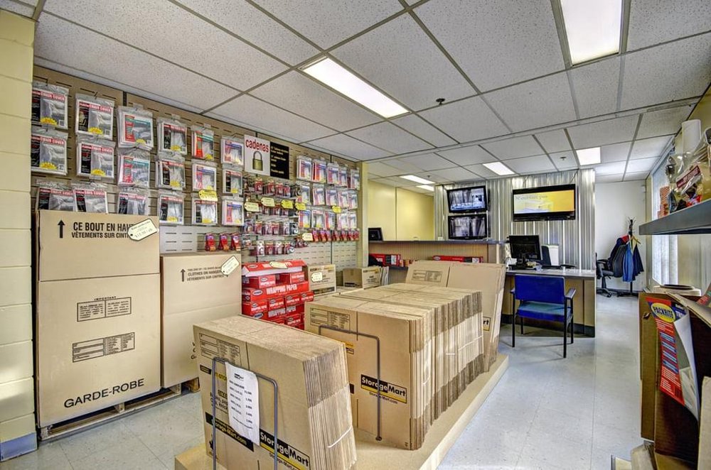 STORAGEMART MINI ENTREPÔTS - Updated March 2025 - 399 Rue Jacquard ...