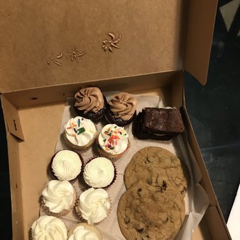 CLOUD 9 BAKERY - Updated July 2025 - 114 Photos & 74 Reviews - 12723 S ...