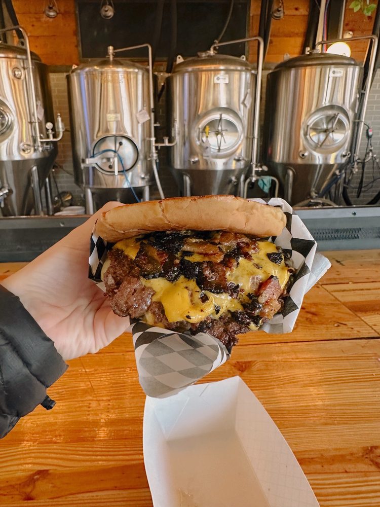 CRAFT AND GROWLER - 177 Photos & 202 Reviews - 3601 Parry Ave, Dallas ...