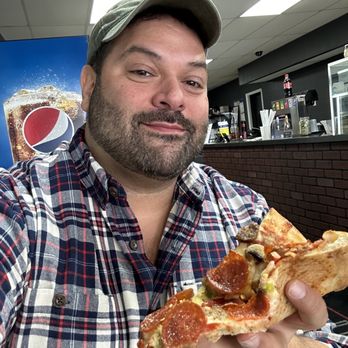 MOB PIZZERIA AND BURGERS - Updated October 2025 - 173 Photos & 39 ...