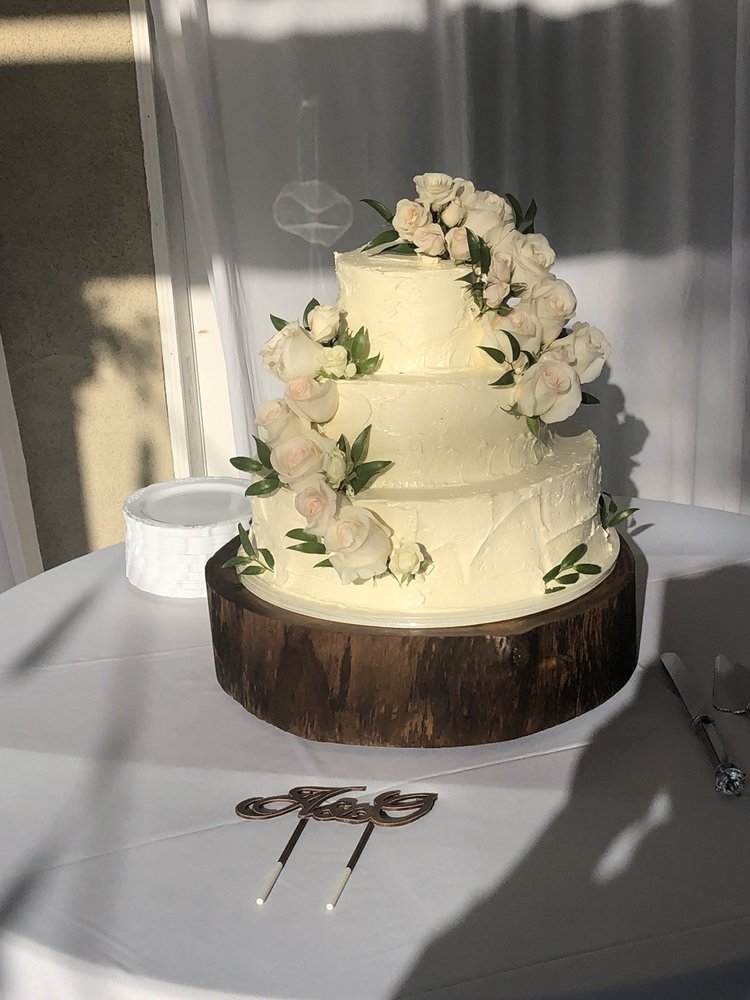 CARMEN’S BAKERY - 292 Photos & 39 Reviews - Bakeries - 915 E La Habra ...