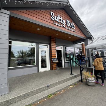 SALTY GIRLS - SEQUIM SEAFOOD - Updated November 2024 - 437 Photos & 444 ...