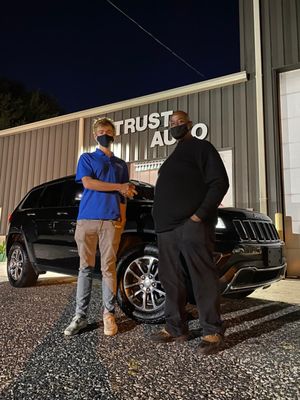 TRUST AUTO - Updated November 2024 - 266 Photos & 89 Reviews - 1551 W ...