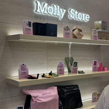 MOLLY TEA - Updated September 2025 - 576 Photos & 300 Reviews - 37-11 ...