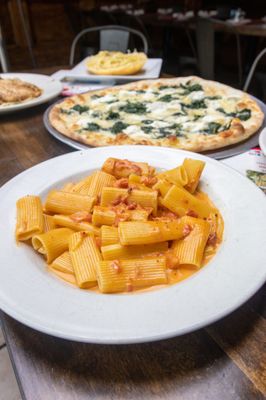 VILLA ROSA PIZZA & RESTAURANT - Updated December 2025 - 79 Photos & 93 ...