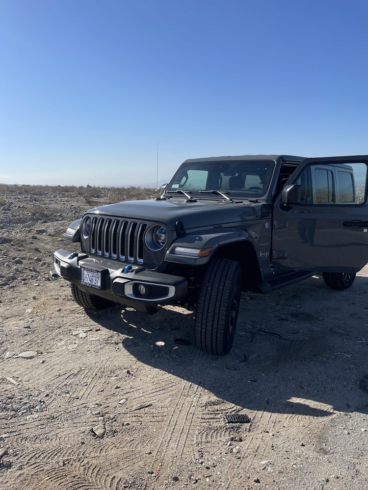 ASTRO AUTO SALES - Updated May 2026 - 27 Photos - 11053 Penrose St, Sun ...