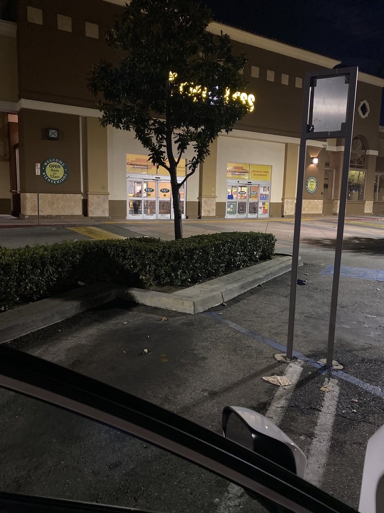 FOOD4LESS - Updated April 2024 - 65 Photos & 57 Reviews - 12879 ...