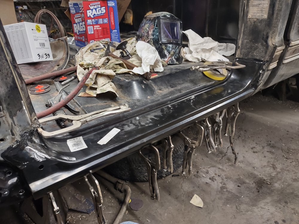 RED LINE RESTORATION - Updated August 2025 - 52 Photos - 564 N 1100th W ...