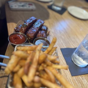 REPUBLIC TEXAS TAVERN - 248 Photos & 268 Reviews - 12300 Inwood Rd ...