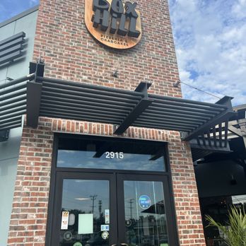 BOX HILL CRAB CAKES - Updated April 2025 - 481 Photos & 713 Reviews ...