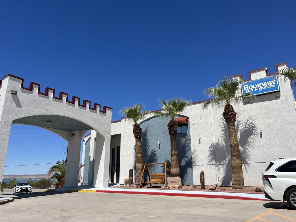 RODEWAY INN & SUITES - Updated October 2025 - 161 Photos & 58 Reviews ...