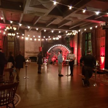 UNIVERSITY CLUB - Updated December 2025 - 24 Photos & 18 Reviews - 1673 ...