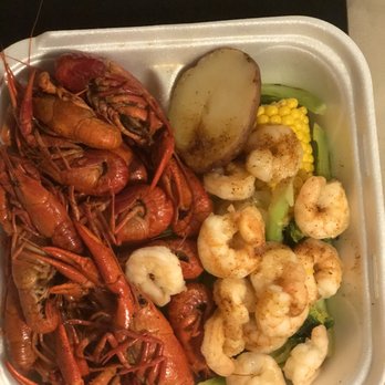 CONTINENTAL SEAFOOD Updated March 2025 38 Photos 31 Reviews 2565 Donald Lee Hollowell Pkwy NW Atlanta Georgia Seafood Restaurant Reviews Phone Number Menu Yelp