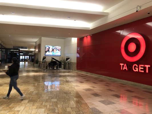 CONNECTICUT POST MALL - Updated May 2024 - 40 Photos & 65 Reviews ...