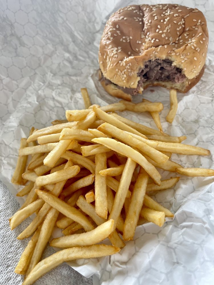 RIZZO’S PIZZERIA & GRILLE - 13 Photos & 44 Reviews - 81 N Main St ...