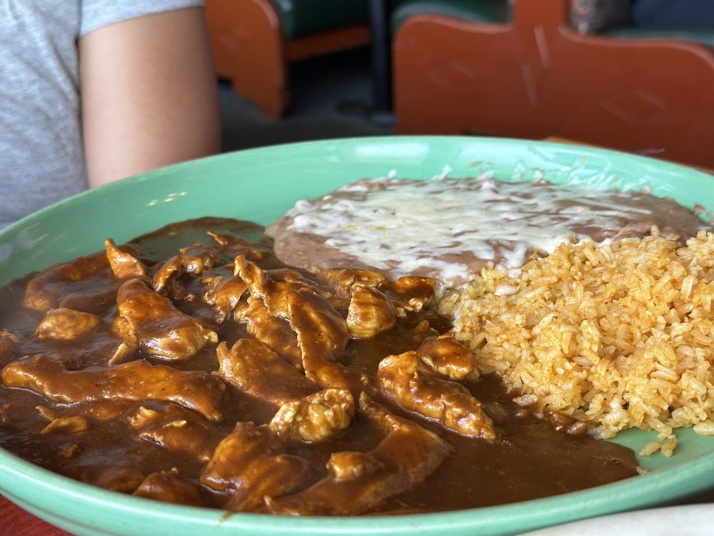 LA FUENTE - Updated January 2026 - 113 Photos & 240 Real Reviews - 3221 ...