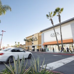 Top 10 Best Shopping Malls in Long Beach, CA - Last Updated July 2021 ...