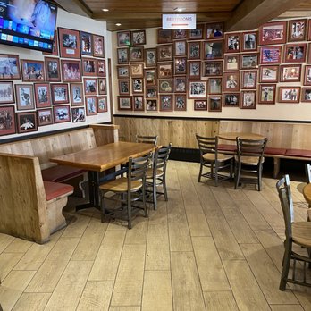 PEPI’S BAR & RESTAURANT - Updated December 2024 - 334 Photos & 412 ...