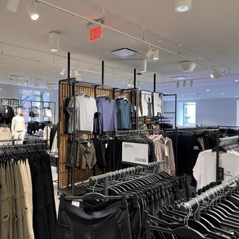 H&M - Updated December 2025 - 10 Photos & 114 Reviews - 100 Newbury St ...