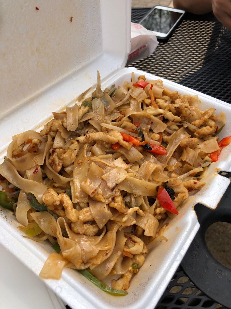 BEST HUNAN - 29 Photos & 43 Reviews - Chinese - 8630 Guilford Rd ...