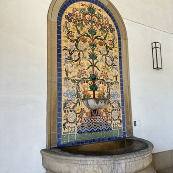 CALABASAS LIBRARY - Updated November 2025 - 15 Photos & 79 Reviews ...