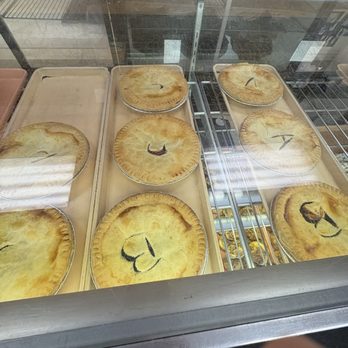 SPRING HILL PASTRY SHOP - Updated December 2025 - 44 Photos & 96 ...