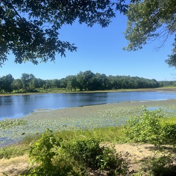 CASH LAKE - Updated April 2025 - 25 Photos - Bowie, Maryland - Hiking ...