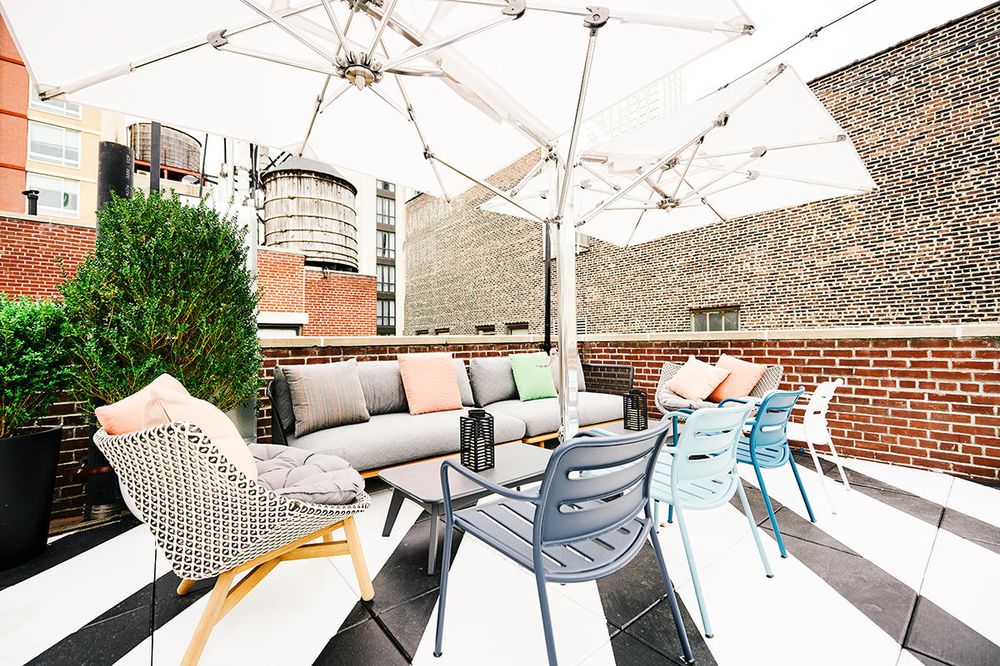 THE LOOKUP - Updated October 2025 - 112 Photos & 71 Reviews - 45 W 35th ...