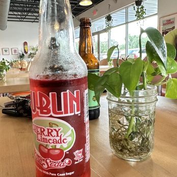 LITTLE KITCHEN HTX with photos - Updated August 2024 - 204 Photos & 83 ...