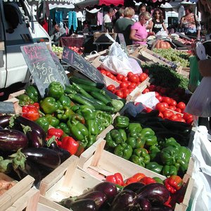 MARCHÉ ALIBERT - Rue Alibert, Paris, France - Farmers Market - Phone ...