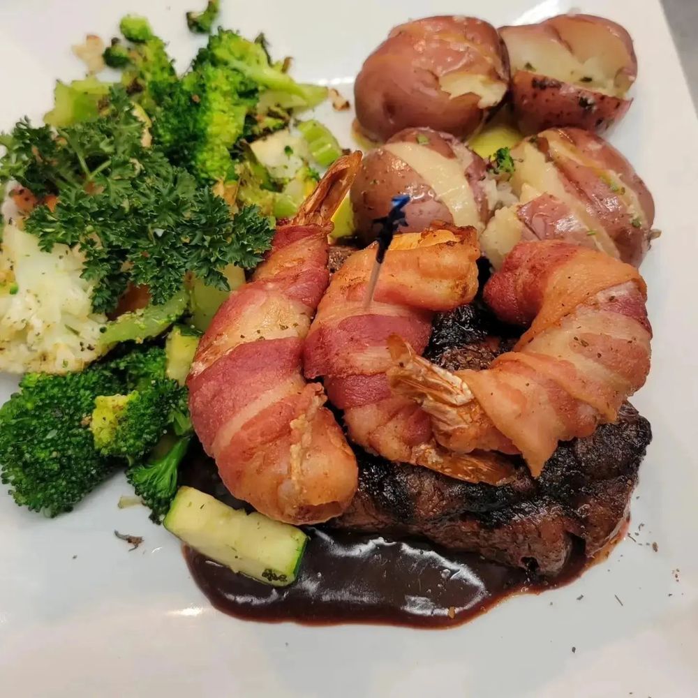 THE WINDMILL - Updated July 2025 - 134 Photos & 238 Reviews - 1167 ...