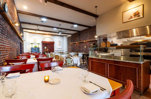 BELLA LUNA - Updated December 2025 - 516 Photos & 635 Reviews - 350 W ...