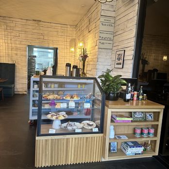 SENZA - Updated September 2024 - 33 Photos & 12 Reviews - 372 Butler St ...